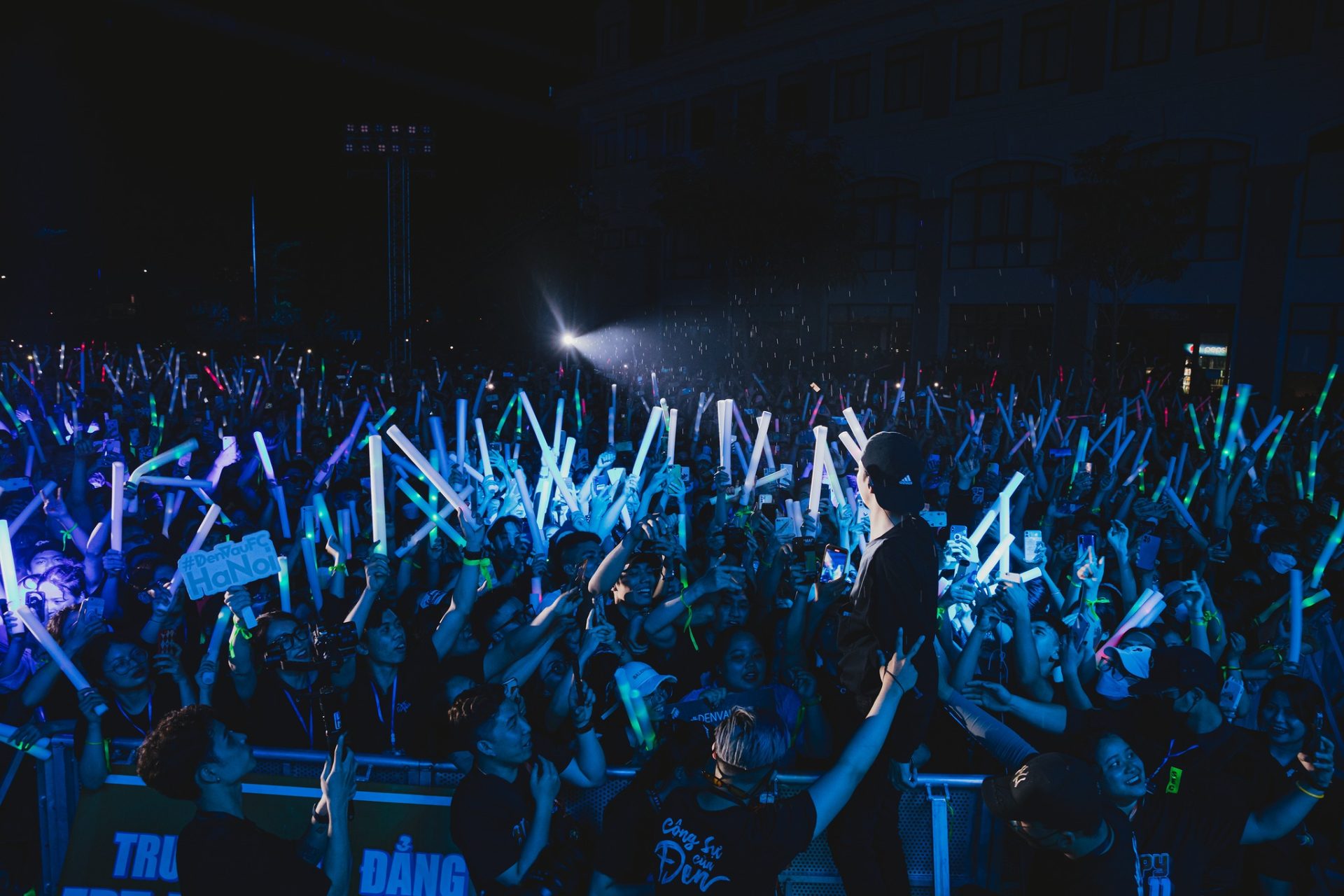 DÀN THẦN TƯỢNG ĐÌNH ĐÁM "ĐỔ BỘ" HAPPY BEE 11 TẠI HÀ NỘI