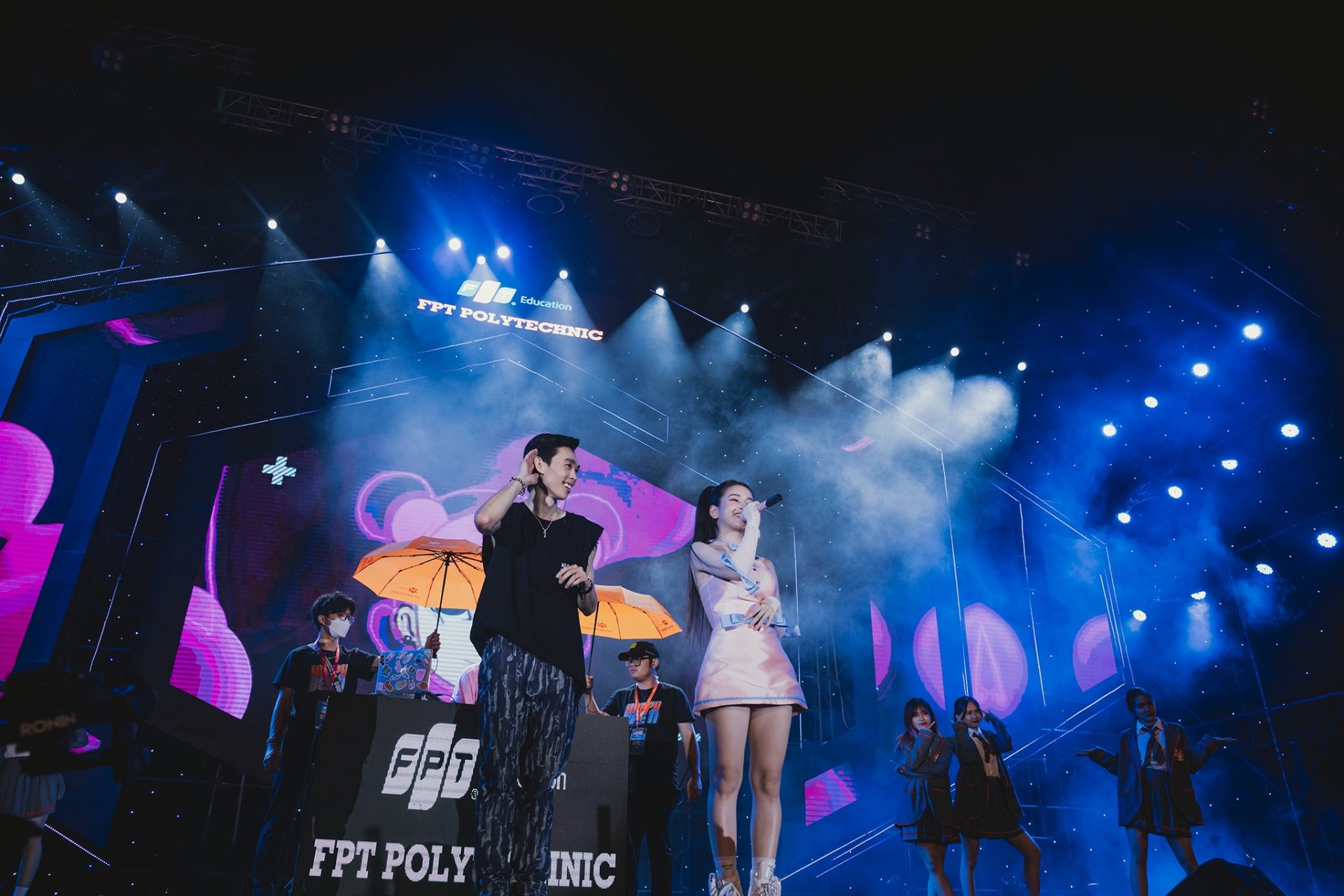 DÀN THẦN TƯỢNG ĐÌNH ĐÁM "ĐỔ BỘ" HAPPY BEE 11 TẠI HÀ NỘI