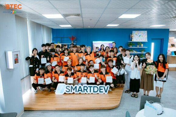 COMPANY TOUR CÙNG BTEC FPT TẠI TRUNG TÂM PHÁT TRIỂN PHẦN MỀM BẬC NHẤT ĐÀ NẴNG - SMARTDEV