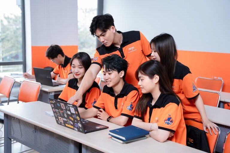 Tổng hợp lý thuyết gdcd lớp 12 chi tiết